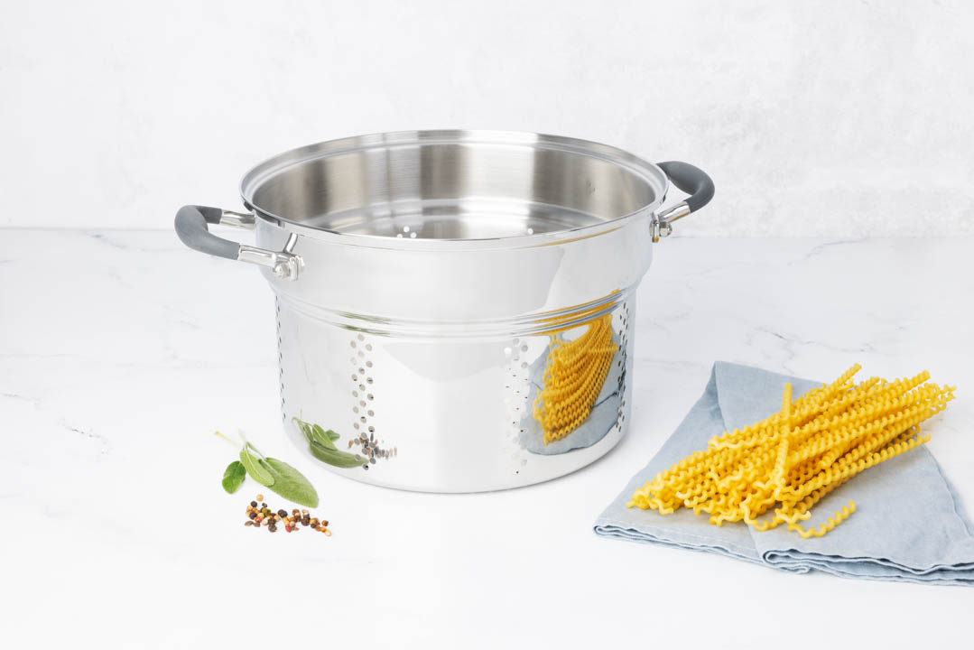 8-Quart Colander for Pasta | Royal Prestige